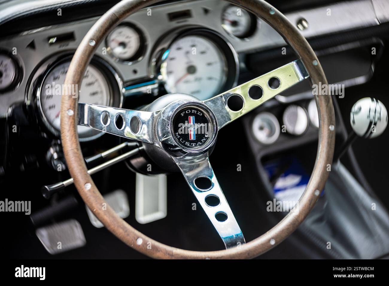 DIEDERSDORF, GERMANY - AUGUST 21, 2021: The interior of pony car Shelby ...