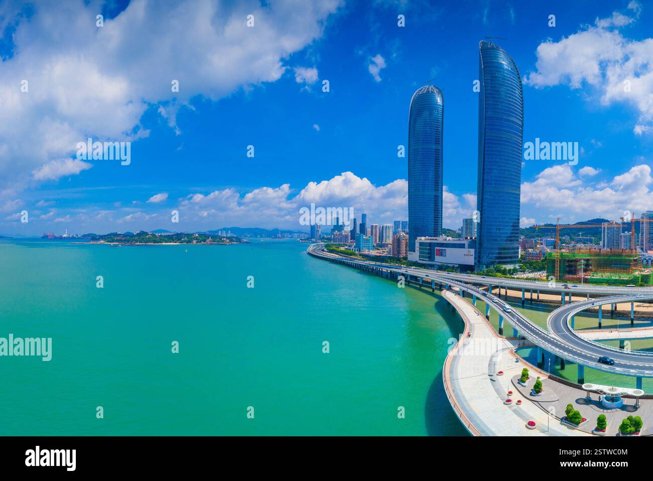 Viewing platform of Yanwu Bridge, Xiamen, China Stock Photo - Alamy