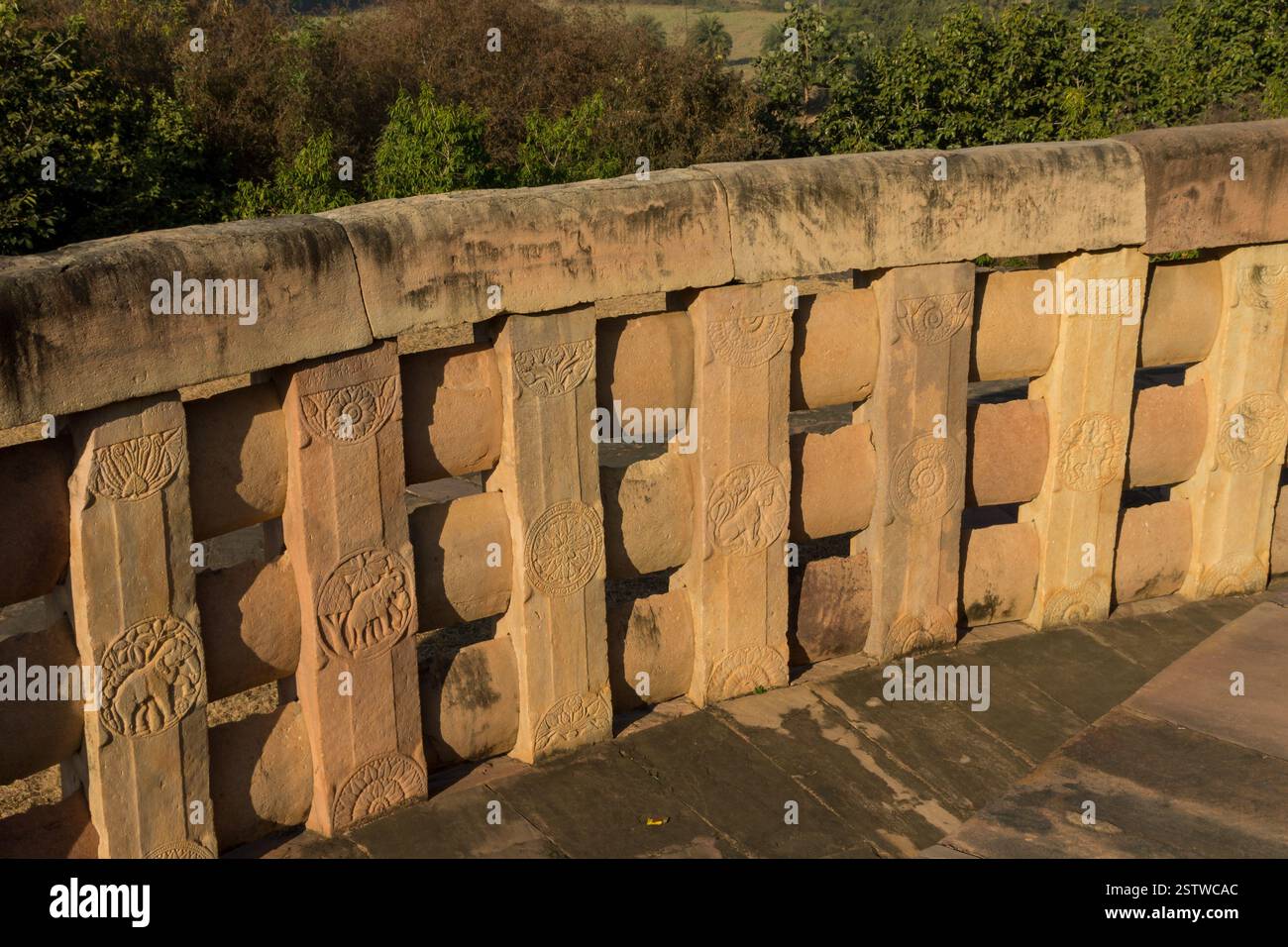 Balustrade of Stupa 2, Sanchi Stock Photo - Alamy