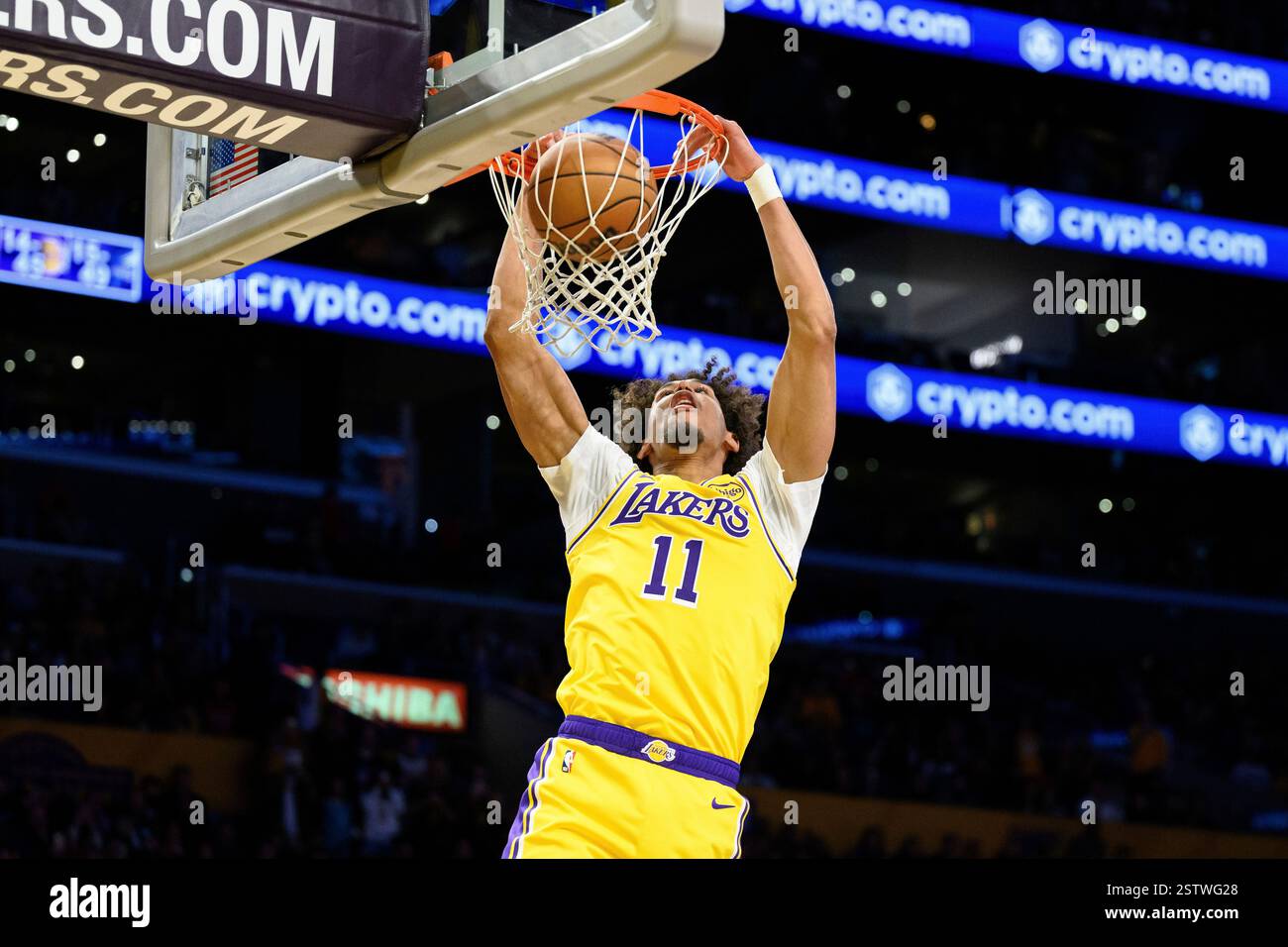 Los Angeles Lakers center Jaxson Hayes (11) dunks the ball during the ...