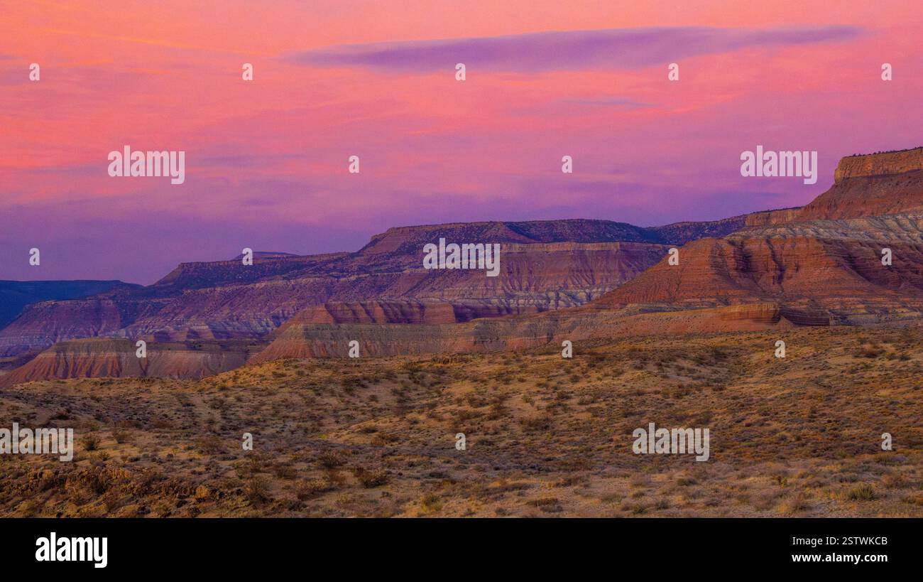 A majestic Utah sunset along La Verkin's mountains, near Zion National ...