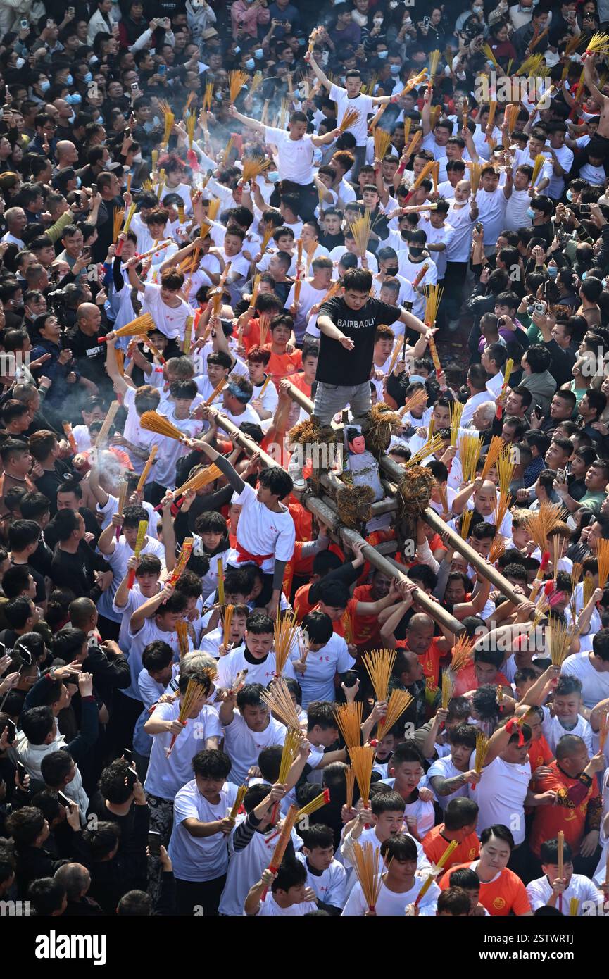Shantou,China.19th February 2025. Villagers take part in a traditional ...