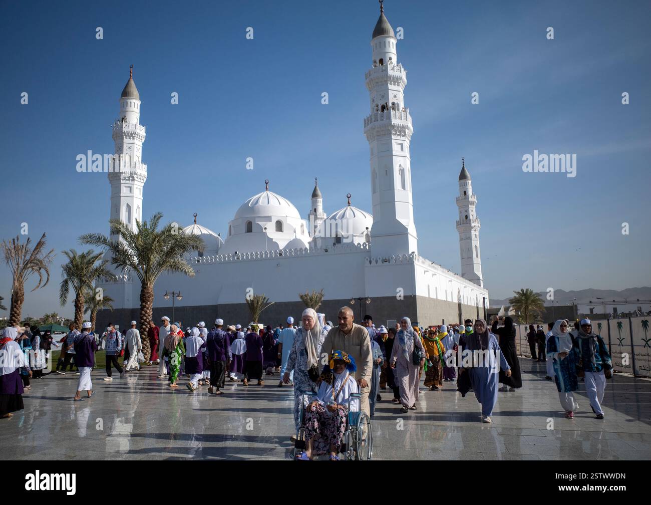 Medina, Saudi Arabia - June 30, 2024: Hajj and Umrah pilgrims at The ...