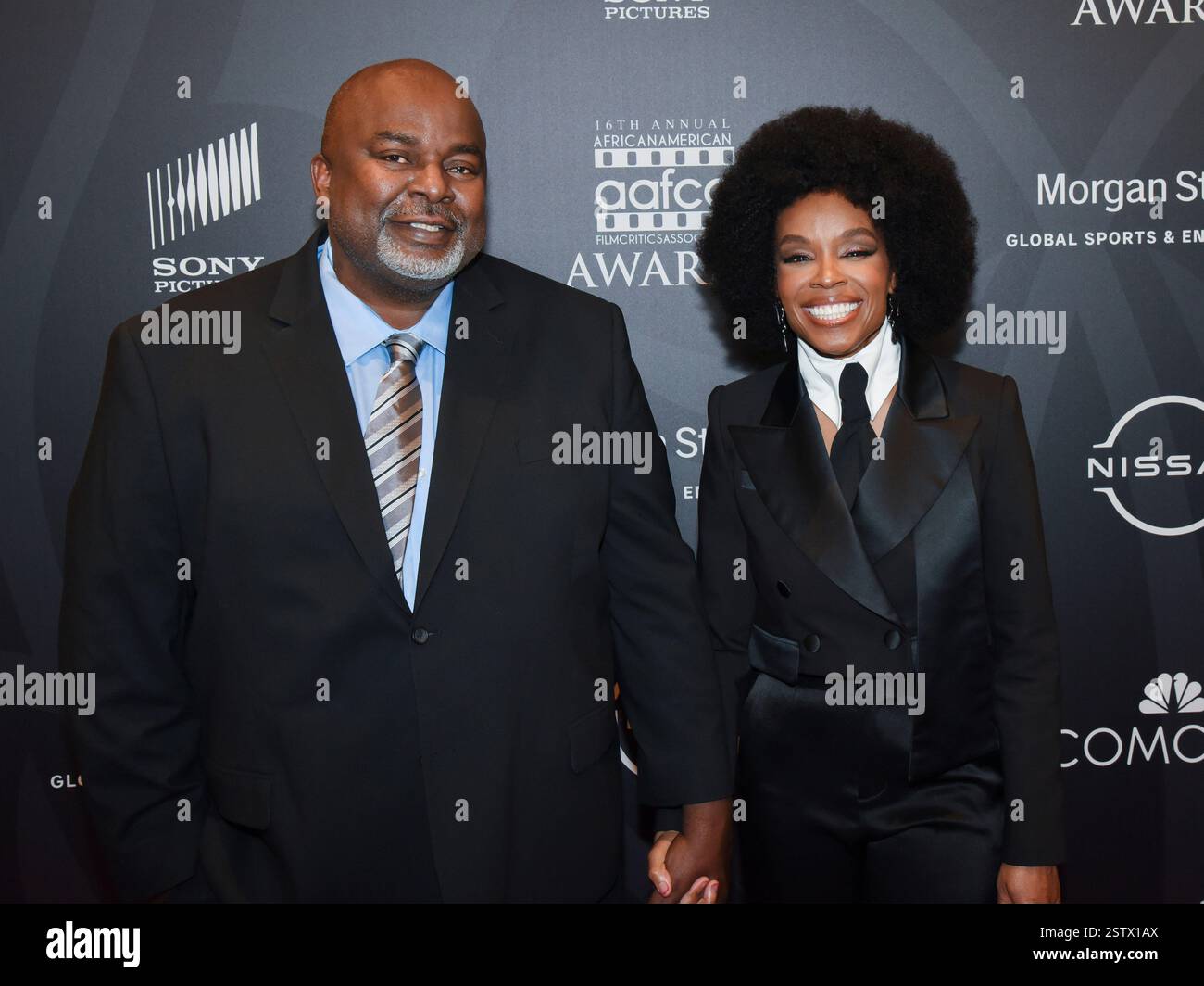 19 February 2025 - Beverly Hills, California - Gil Robertson and Amber ...