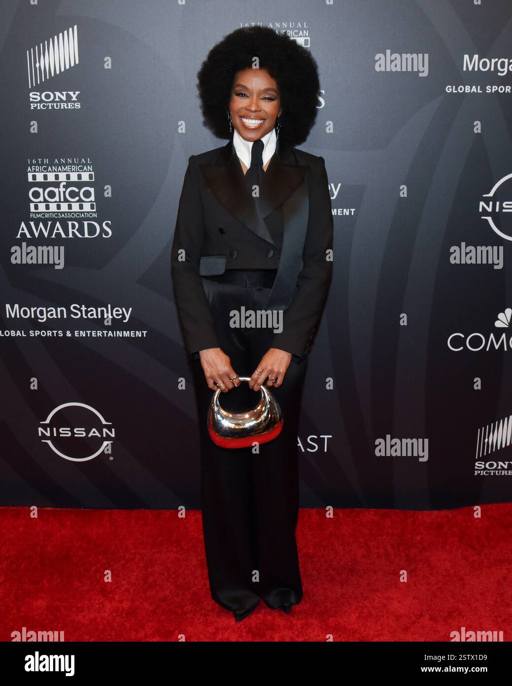 Beverly Hills, California, USA. 19th Feb, 2025. Amber Ruffin. 16th ...