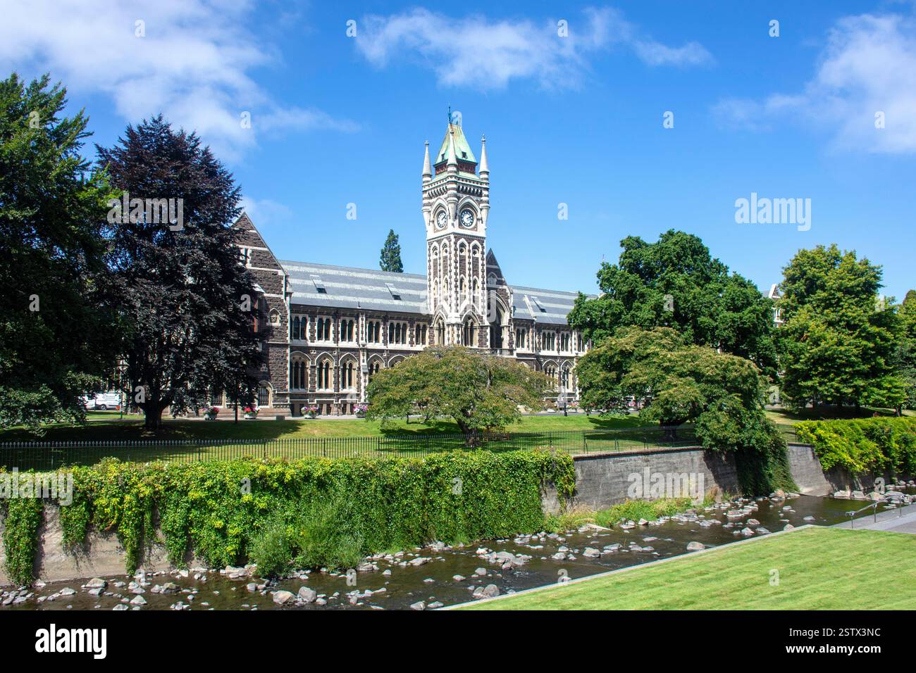 Clocktower Building, Central Campus, University of Otago, Leith Street ...