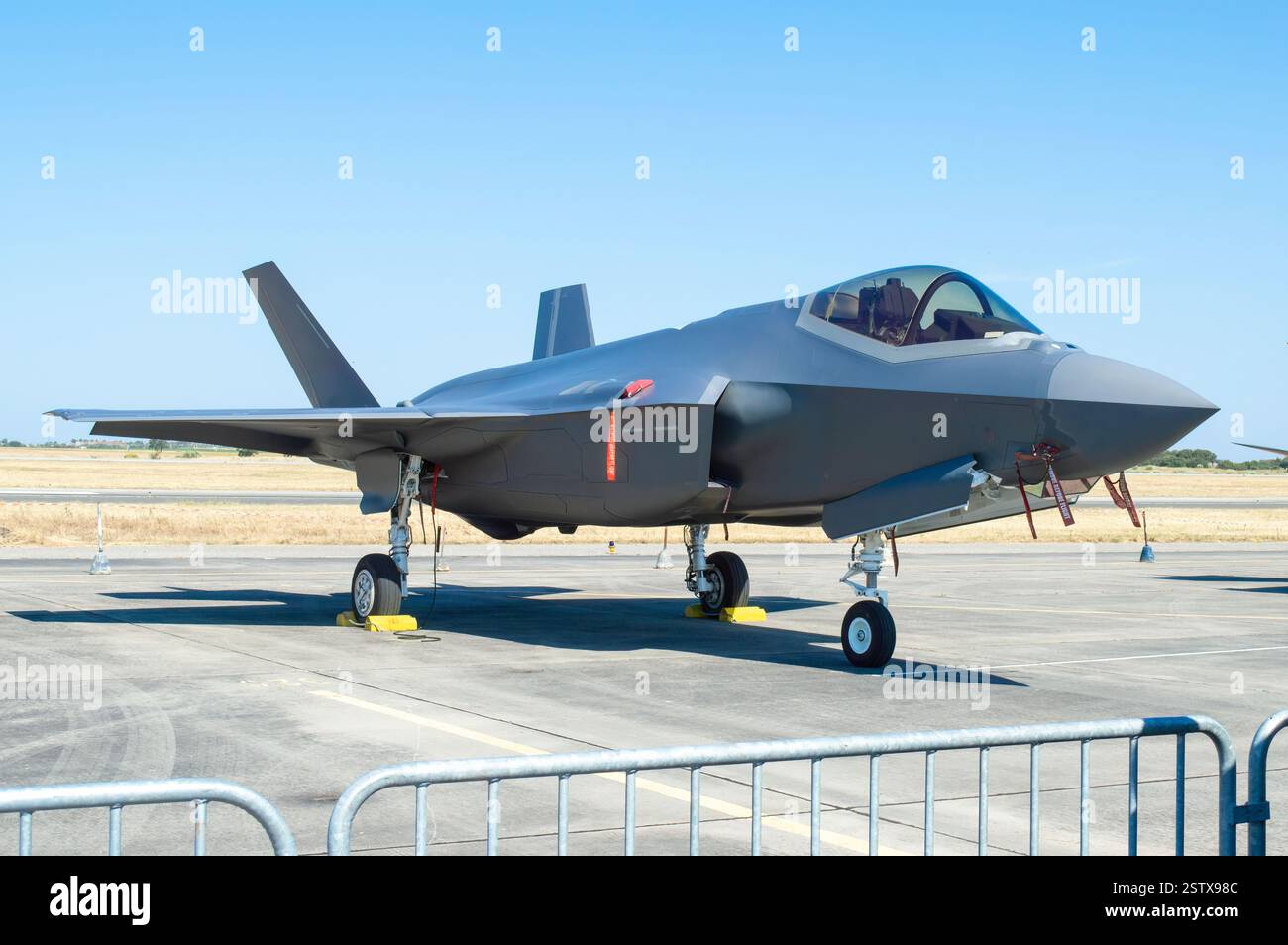 F-35 fifth-generation stealth aircraft Stock Photo - Alamy