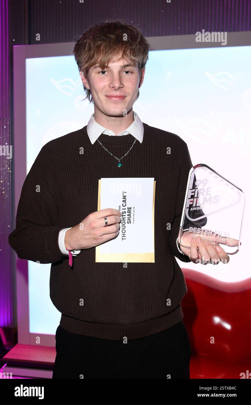 Daimon-Tay Bork beim 99Fire Films Award während der Berlinale 2025 in ...