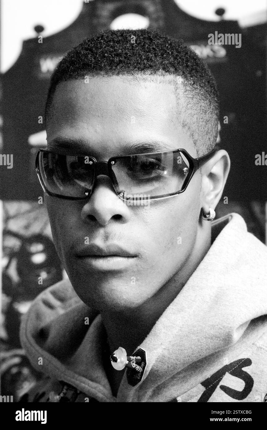 ROMEO, MUSIC TV SHOW, 2002: A young UK Rapper and singer Romeo – real ...