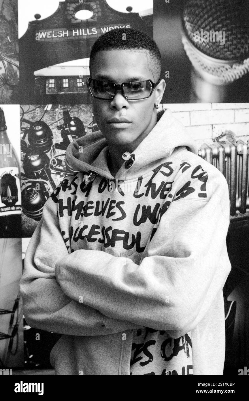 ROMEO, MUSIC TV SHOW, 2002: A young UK Rapper and singer Romeo – real ...