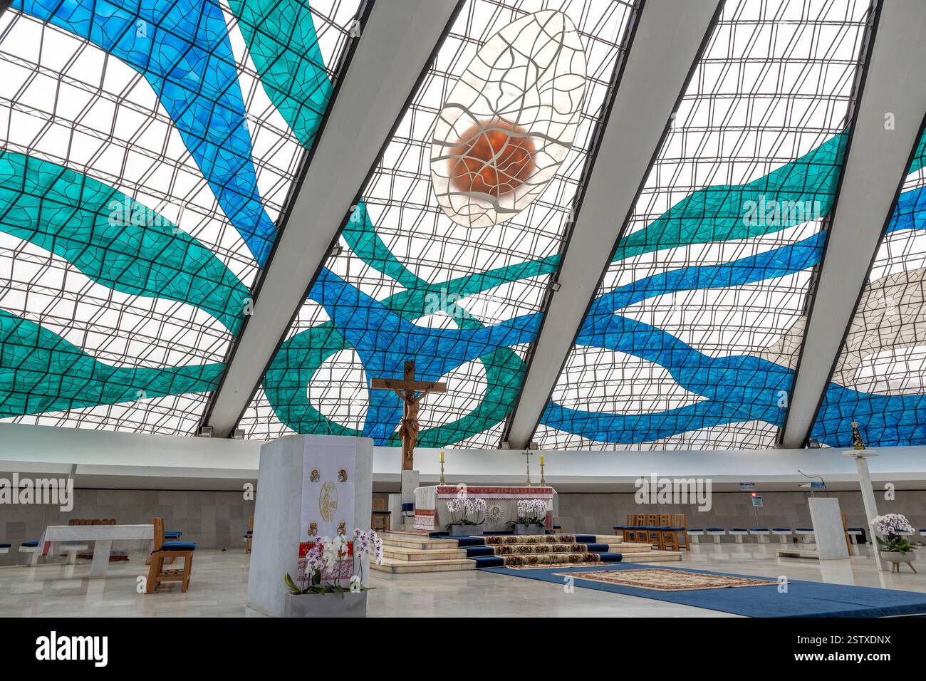 Nave with 3 angels, Metropolitan Cathedral of Our Lady of Aparecida ...