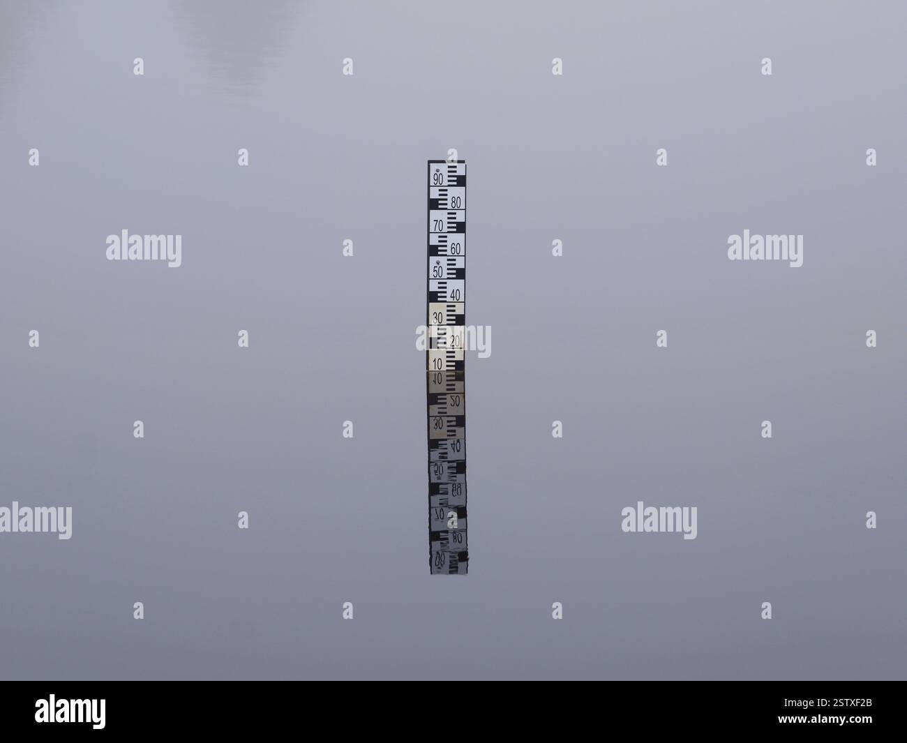 Water level gauge hi-res stock photography and images - Alamy