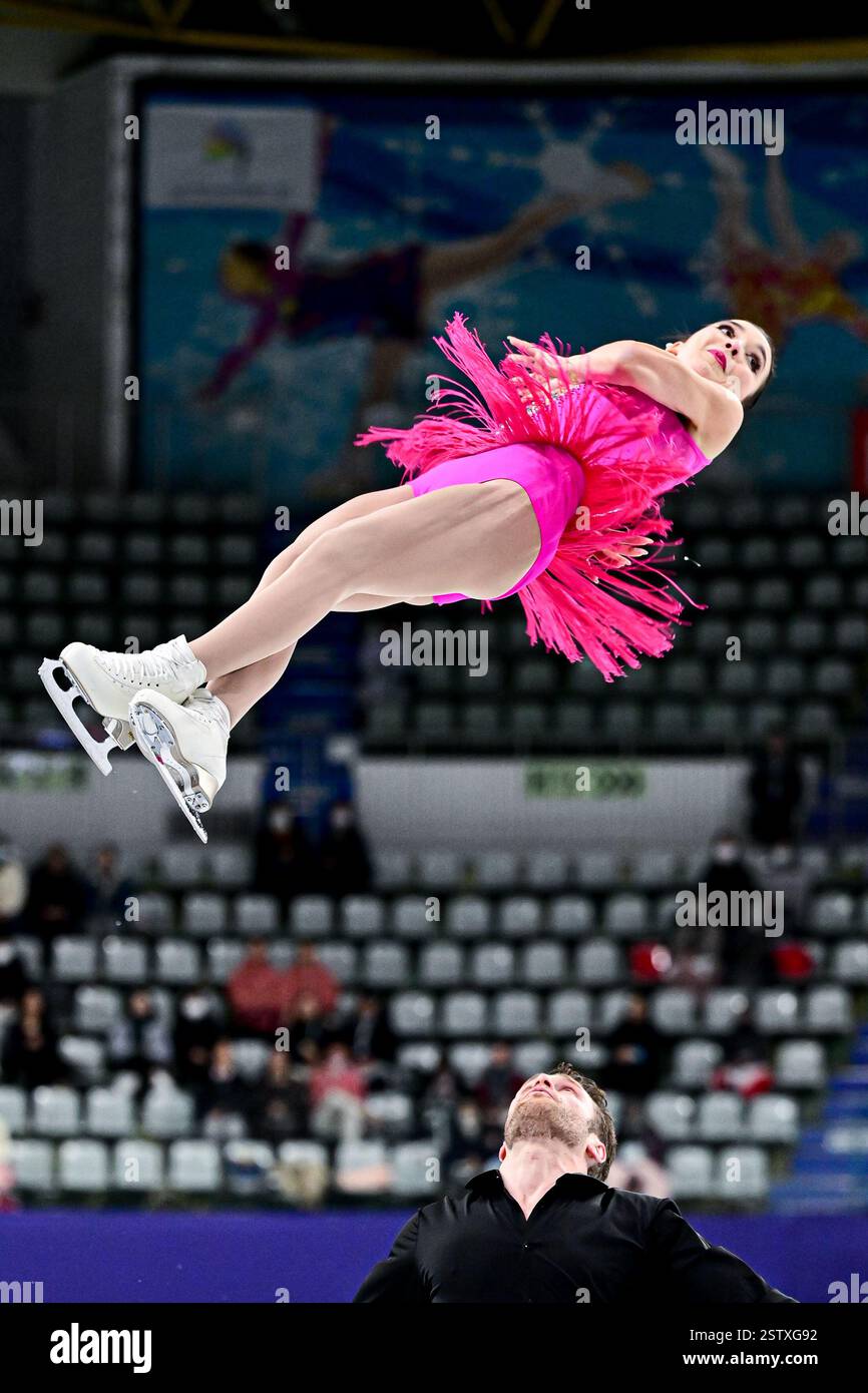 Lia PEREIRA & Trennt MICHAUD (CAN), during Pairs Short Program, at the ...