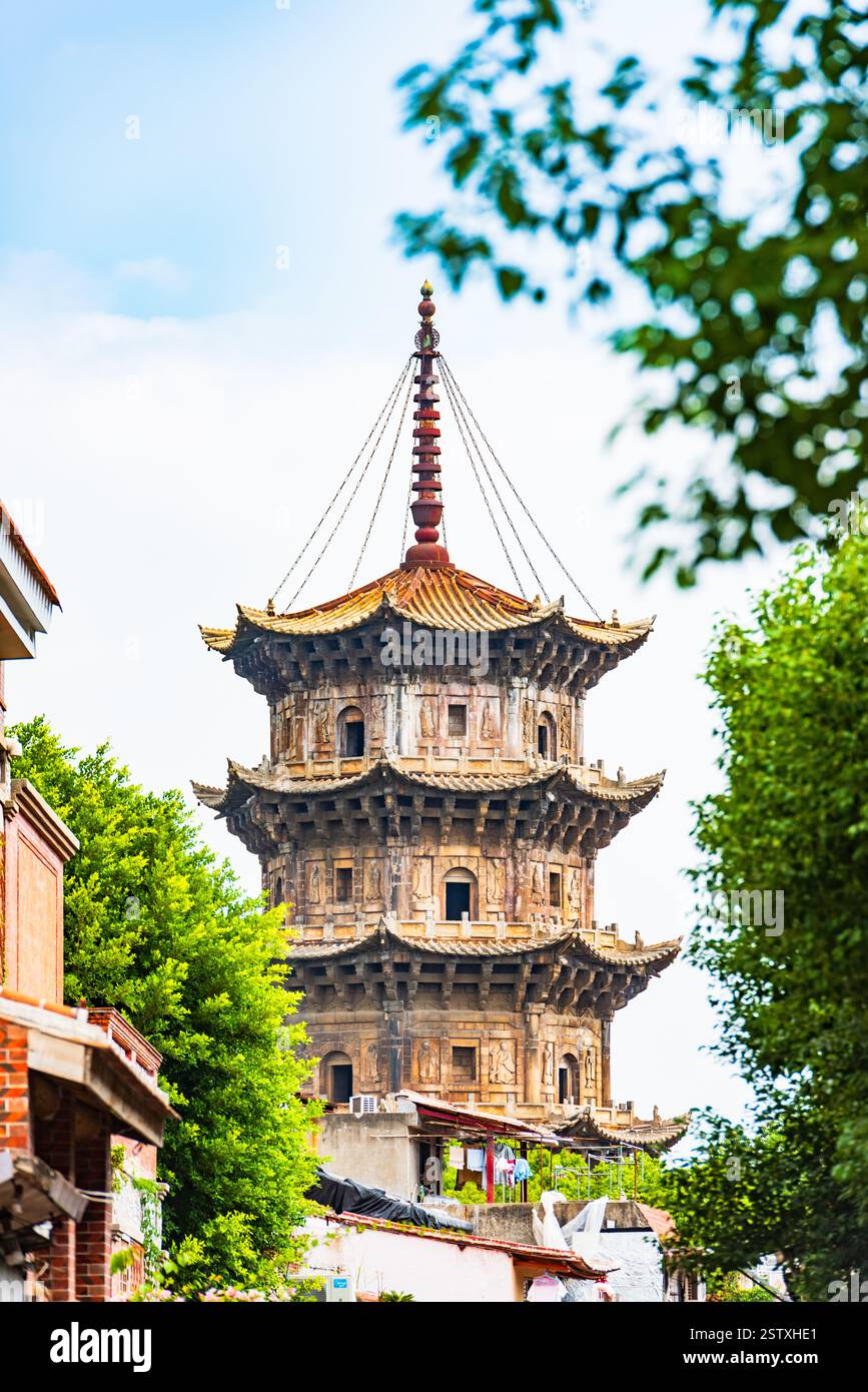 Ancient Pagoda of Kaiyuan Temple in Quanzhou, Fujian, China Stock Photo ...