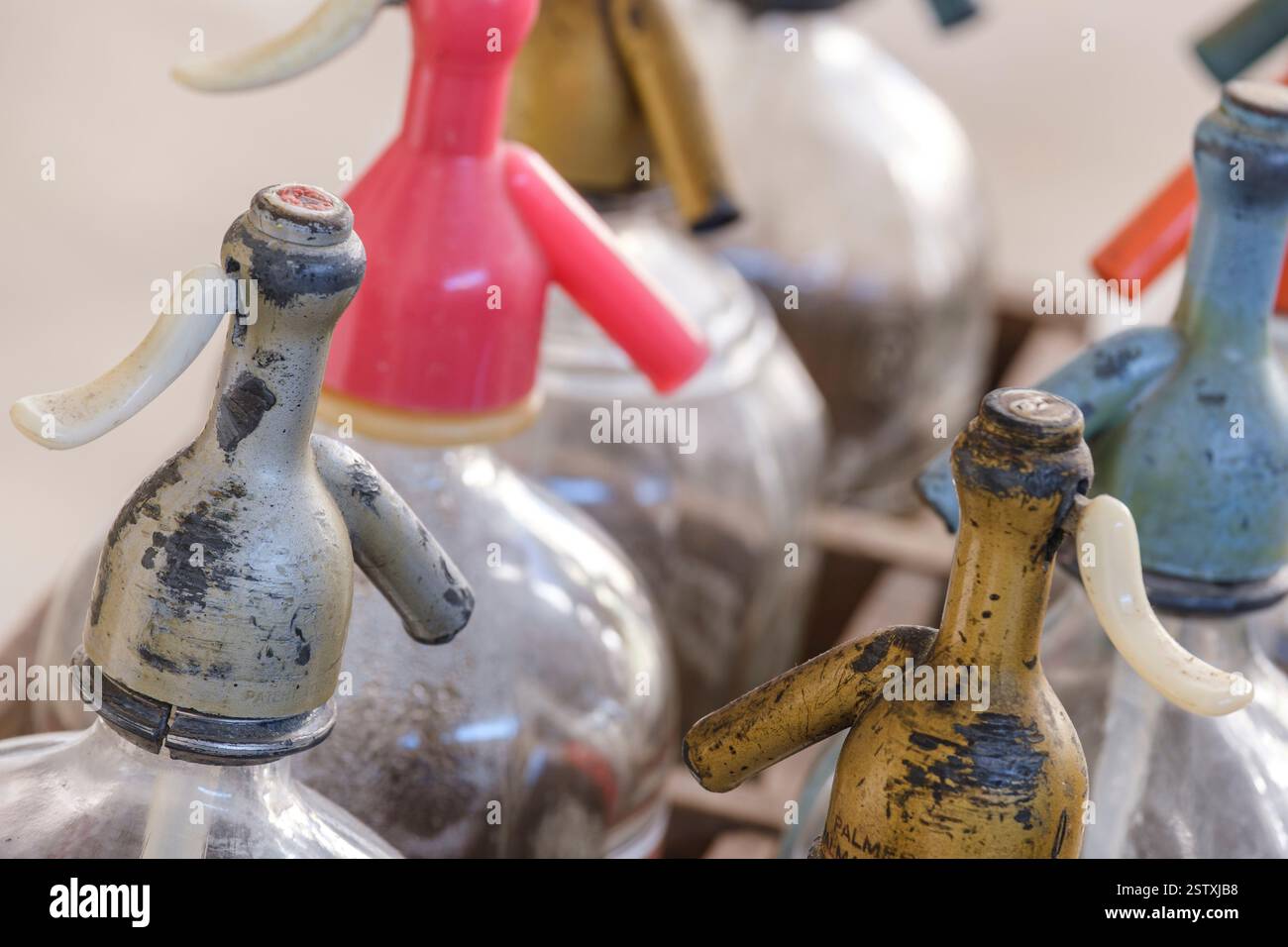Old pressure siphon box Stock Photo - Alamy
