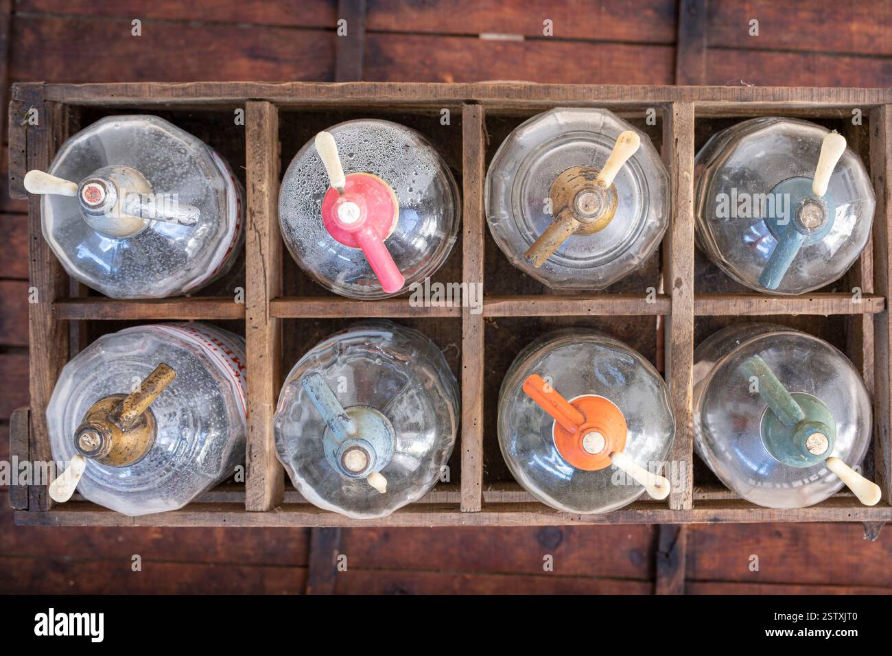 Old pressure siphon box Stock Photo - Alamy