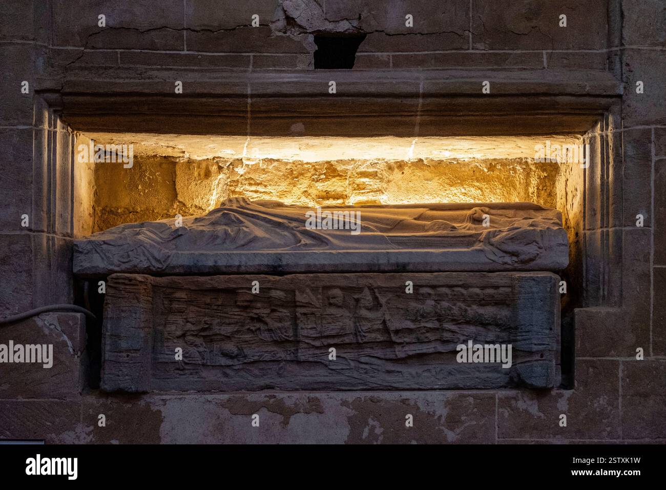 Gothic tomb of Bishop Esteban (1274-1281 Stock Photo - Alamy