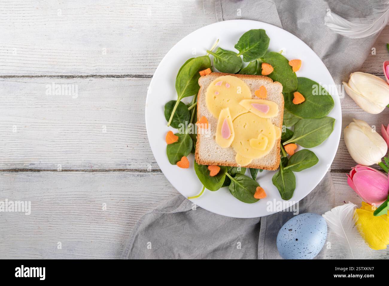 Creative homemade Easter sandwiches for kids breakfast. Funny ...