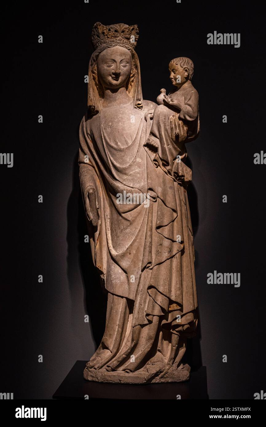 Virgin and Child Stock Photo - Alamy