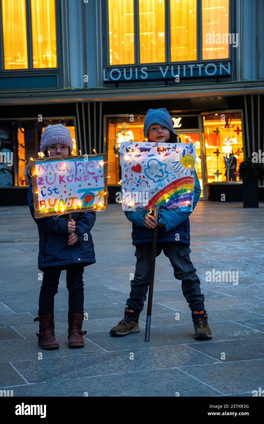 chain of lights against right-wing extremism, hatred and hate speech ...