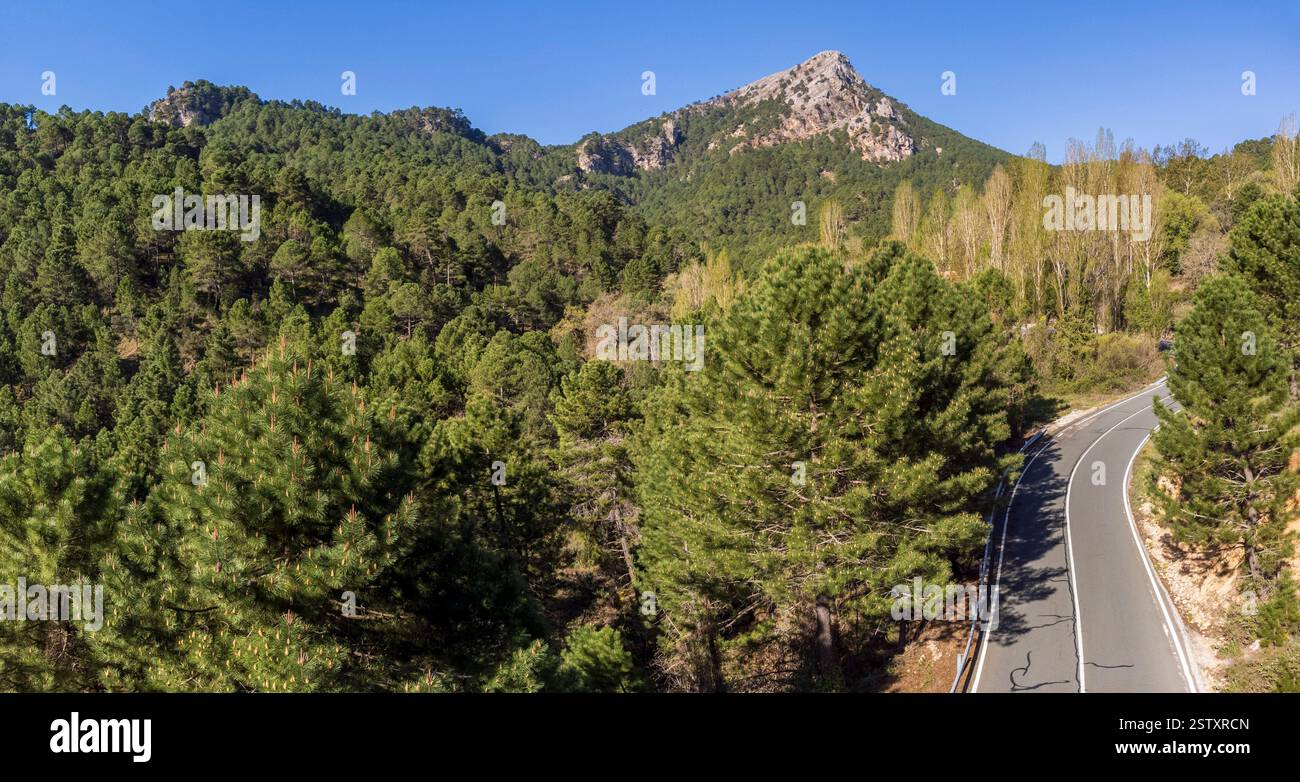 Crucetas hi-res stock photography and images - Alamy