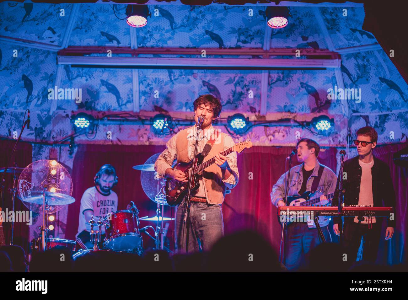 Carter vail singer hi-res stock photography and images - Alamy