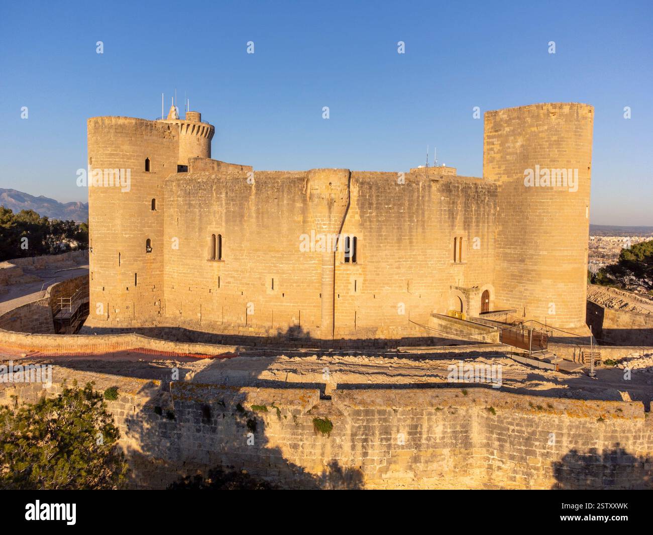 Bellver castle gothic style hi-res stock photography and images - Alamy
