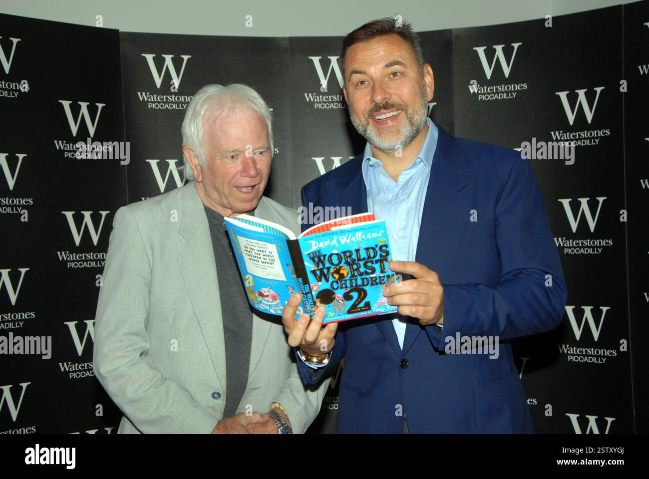 London, UK, 31/05/2017 David Walliams & illustrator Tony Ross at the ...