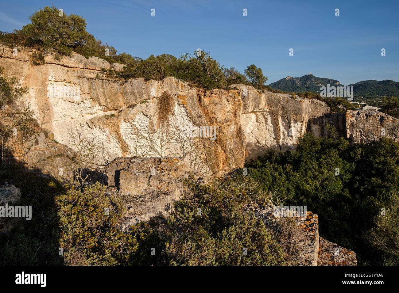 Old sand quarry hi-res stock photography and images - Alamy