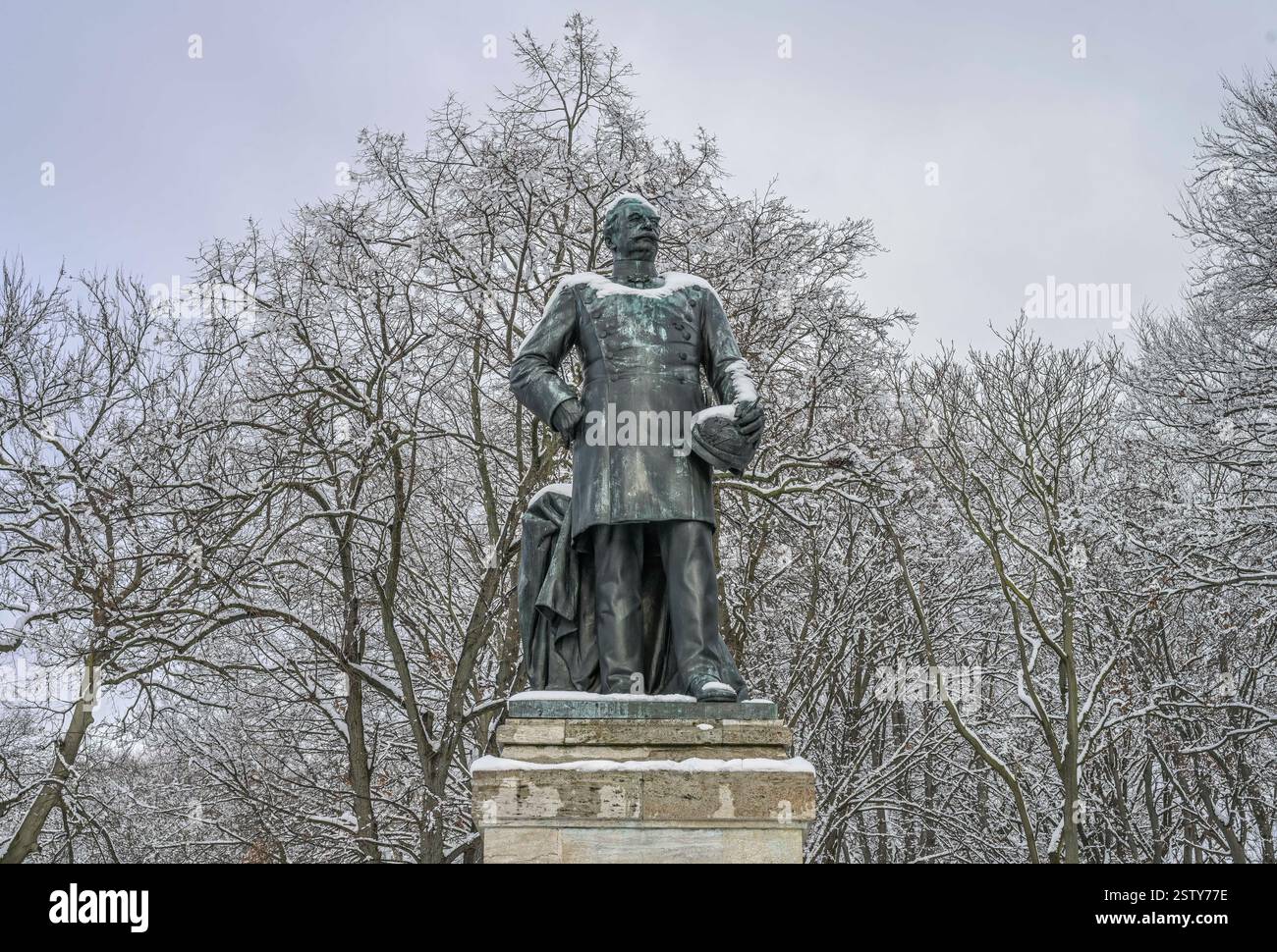 Winter, Schnee, Denkmal Albrecht von Roon, Großer Stern, Tiergarten ...