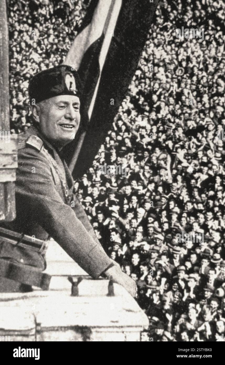 Portrait of Benito Mussolini (1883-1945) "Il Duce", Italian fascist ...