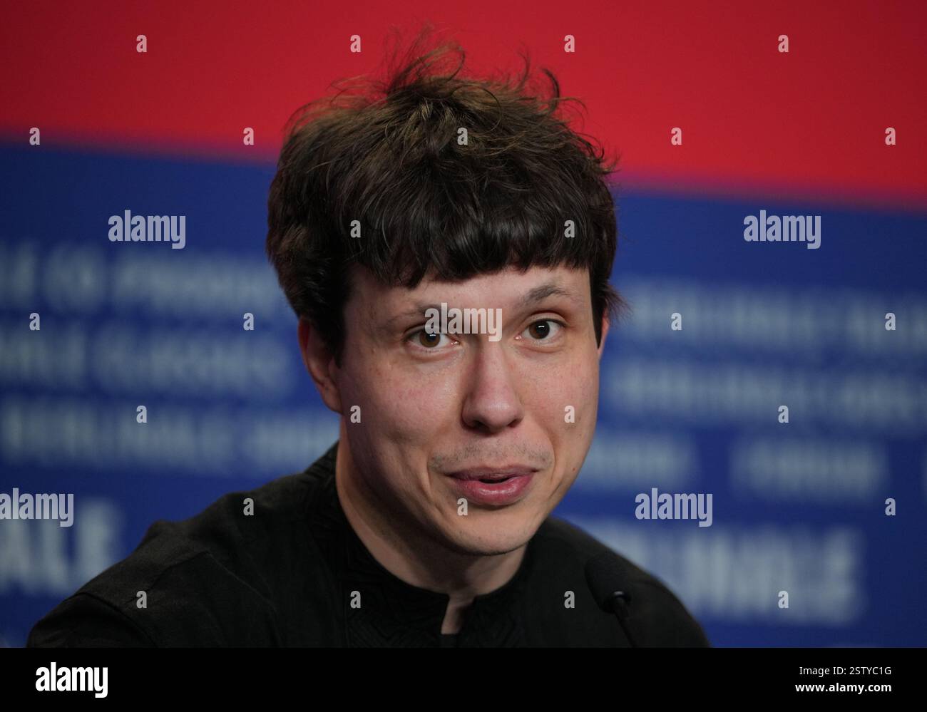 20 February 2025, Berlin: Editor Nikon Romanchenko speaks at the press ...