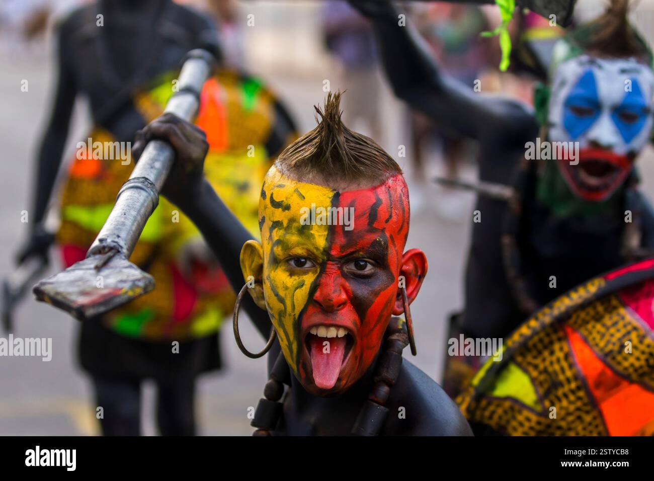 Caribbean Indians costume, The Great Parade at Barranquilla's Carnival ...