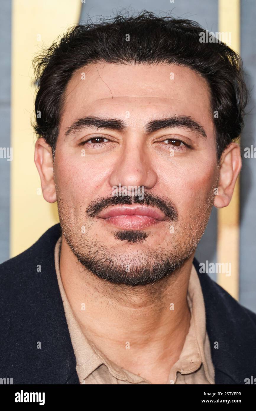 Alexander wraith hollywood hi-res stock photography and images - Alamy