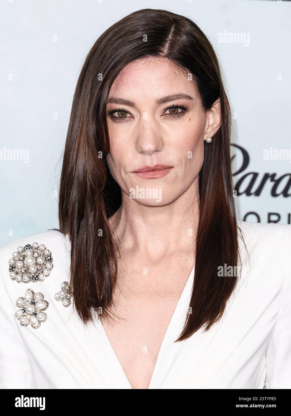 HOLLYWOOD, LOS ANGELES, CALIFORNIA, USA - FEBRUARY 19: Jennifer ...