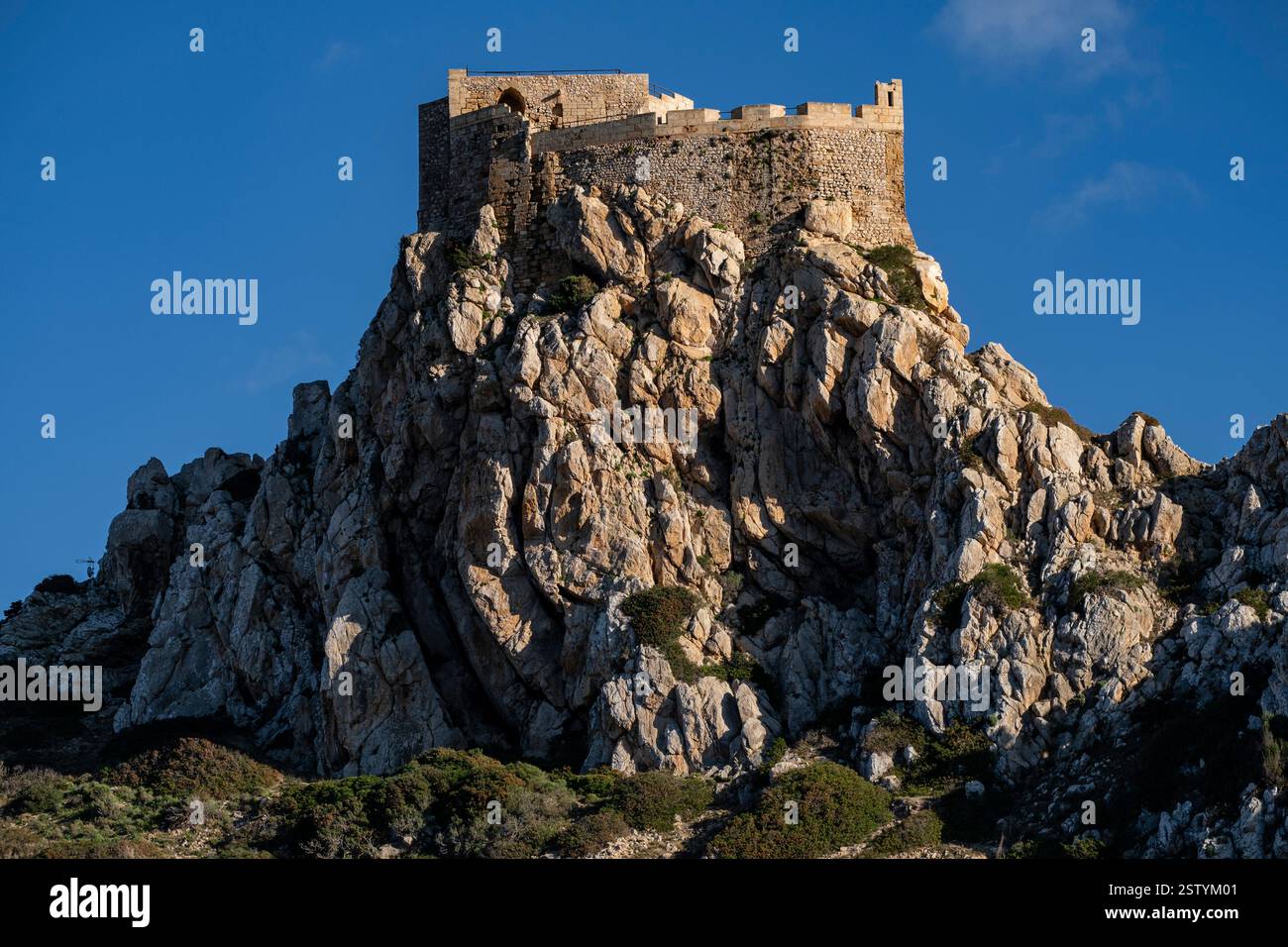 Castillo de Cabrera Stock Photo - Alamy