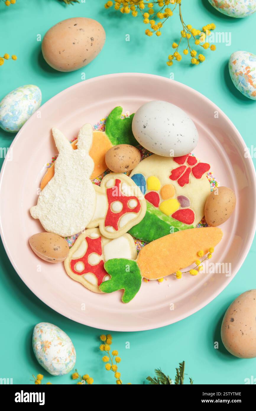 Sweet and buttery Easter sugar cookies, Cute thin homemade biscuits in ...
