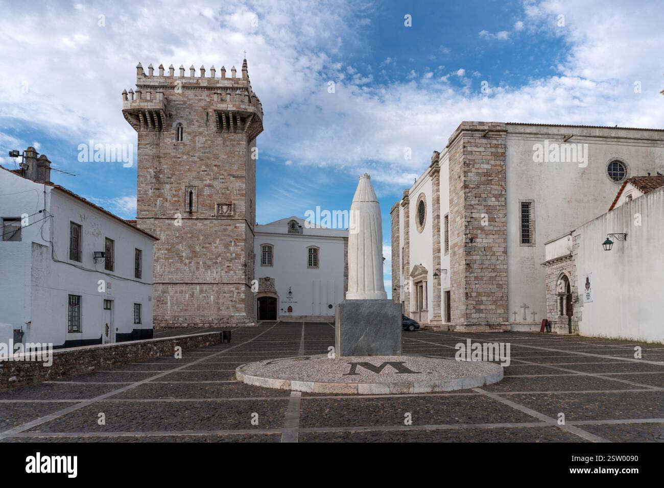 ESTREMOZ, PORTUGAL - AUGUST 31, 2021: Marble tower into the castle of ...