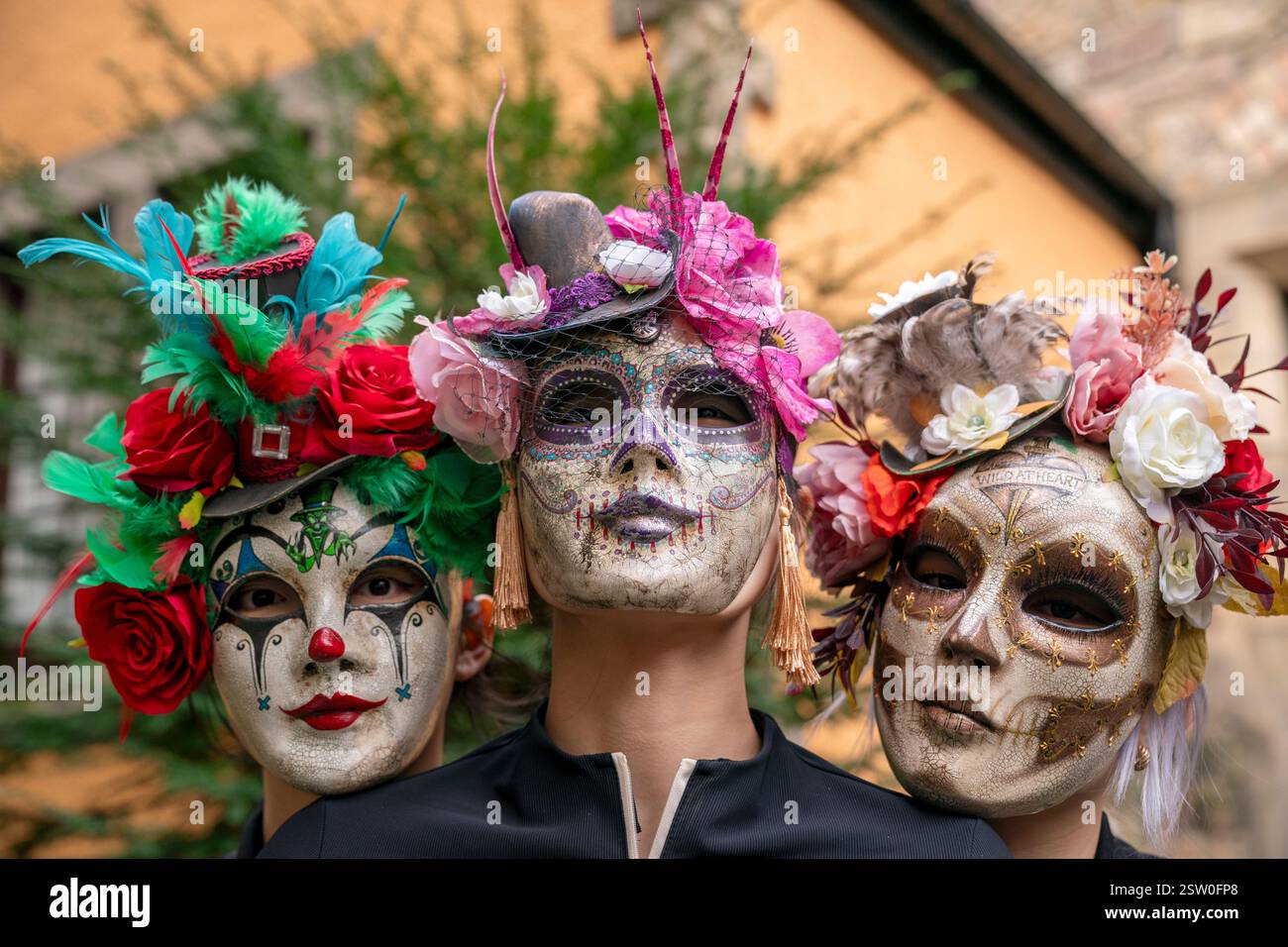 Scottish, Polish, Chinese and Congolese dancers in colourful ...
