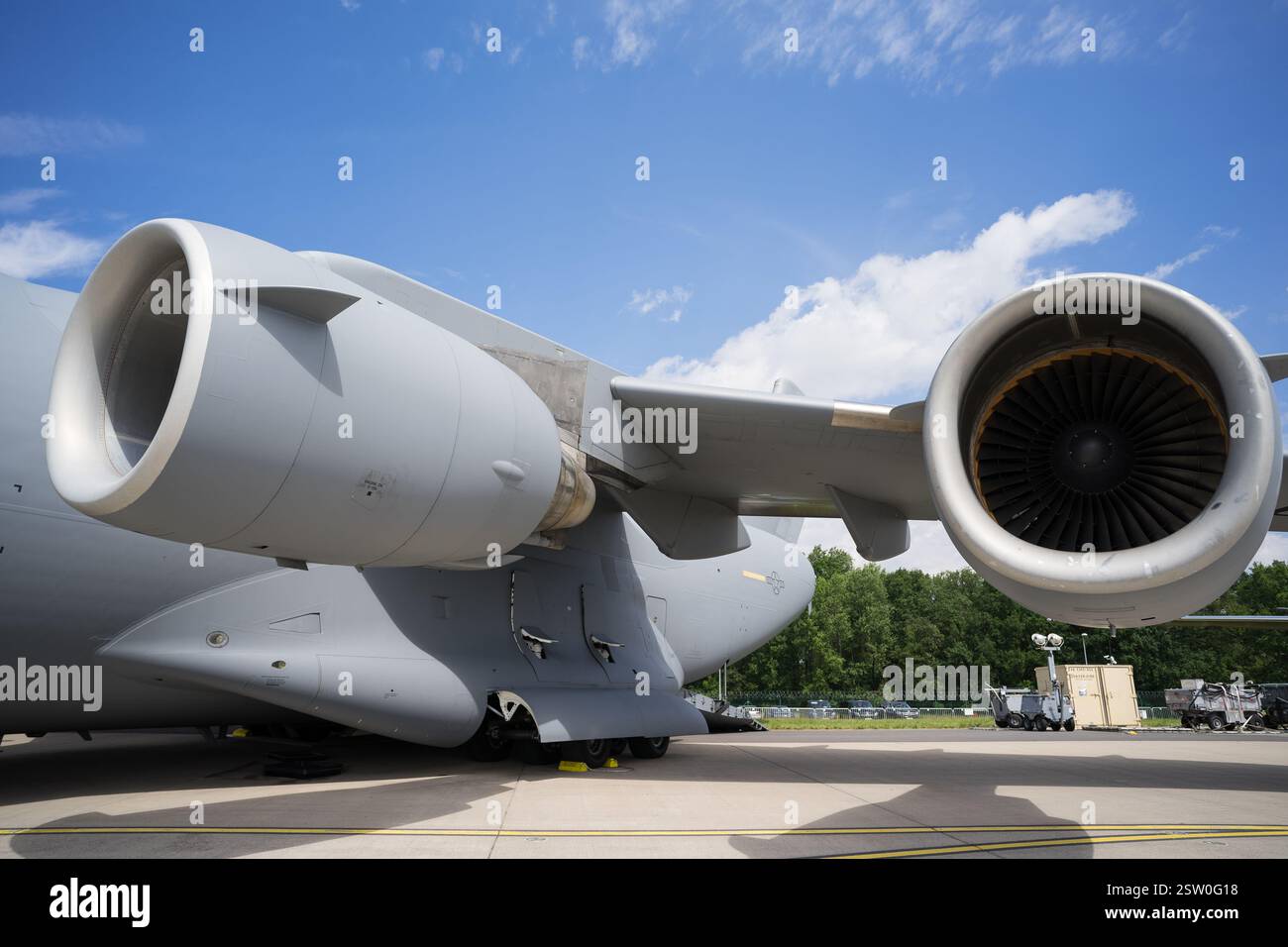 Boeing c 17 globemaster iii hi-res stock photography and images - Alamy