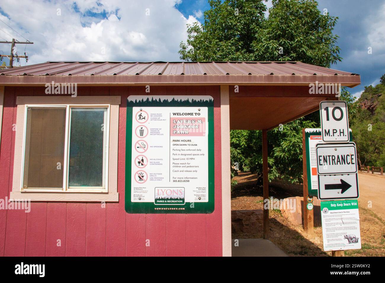 Lyons, Colorado, USA - 16 July 2024: Visitors arrive at Lyons Park in ...