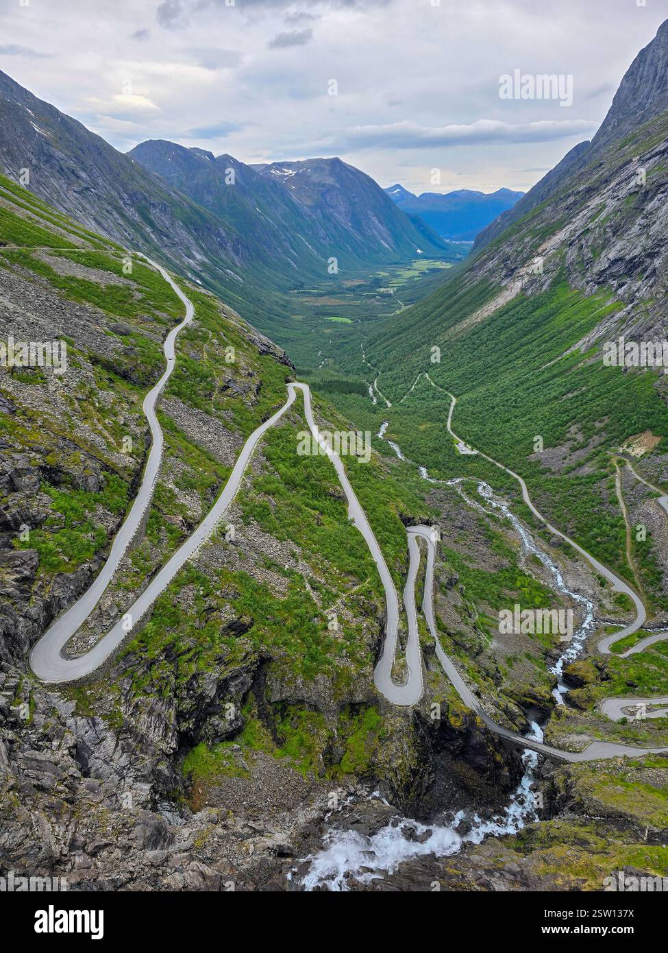 Winding road meandering through hi-res stock photography and images - Alamy