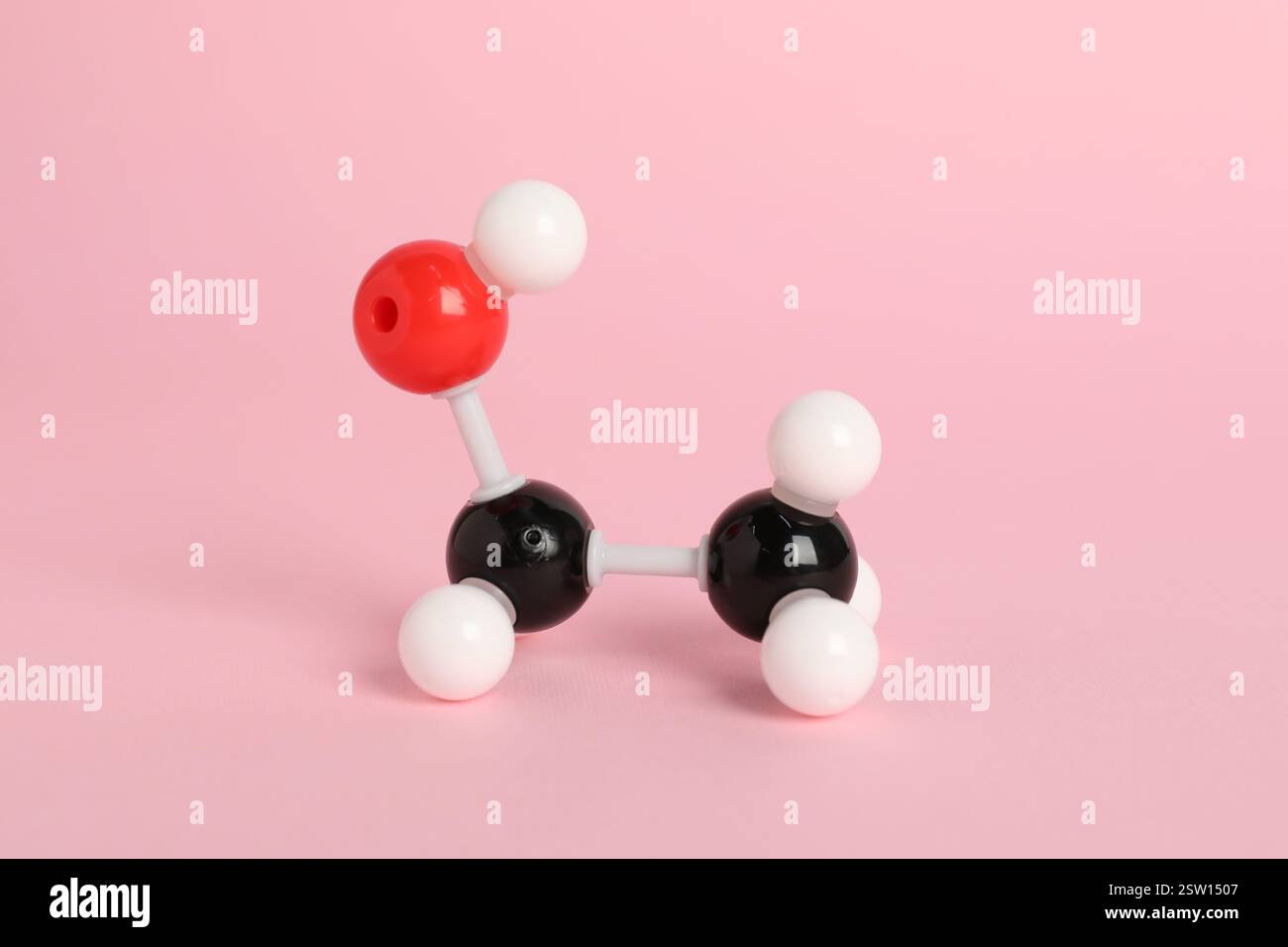 Molecule of ethanol on pink background. Chemical model Stock Photo - Alamy