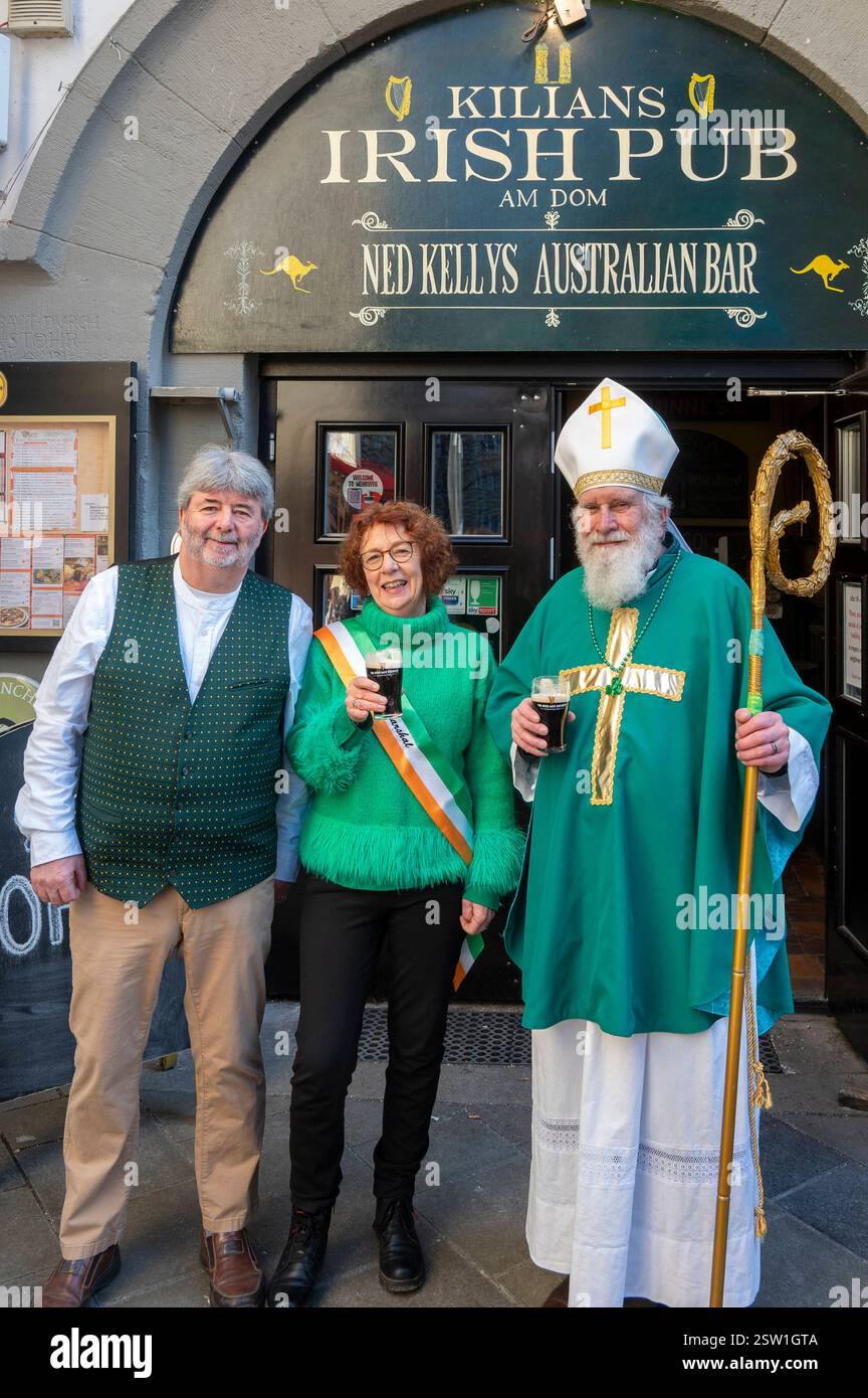 Muenchen, Pressekonferenz im Kilians Irish Pup zum St. Patrick s ...