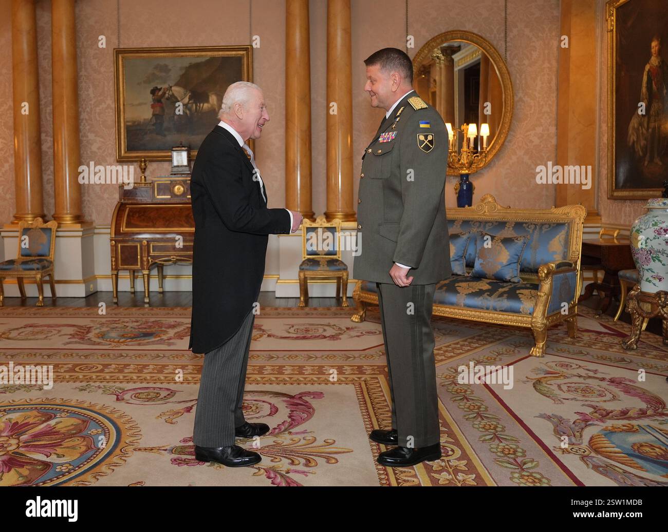 General Valerii Zaluzhnyi, Ambassador of Ukraine, presents his credentials to King Charles III ...