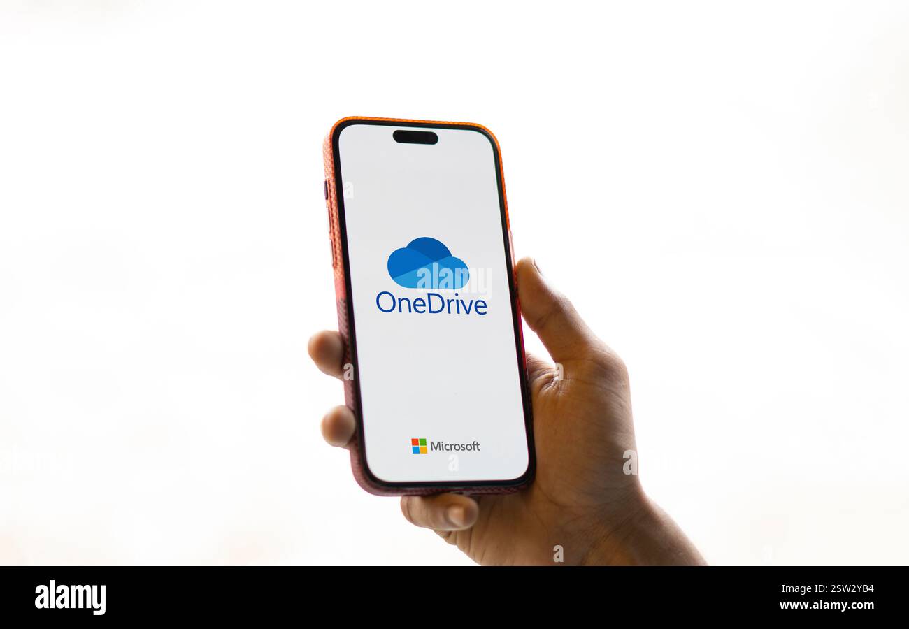 Logo microsoft onedrive hi-res stock photography and images - Alamy