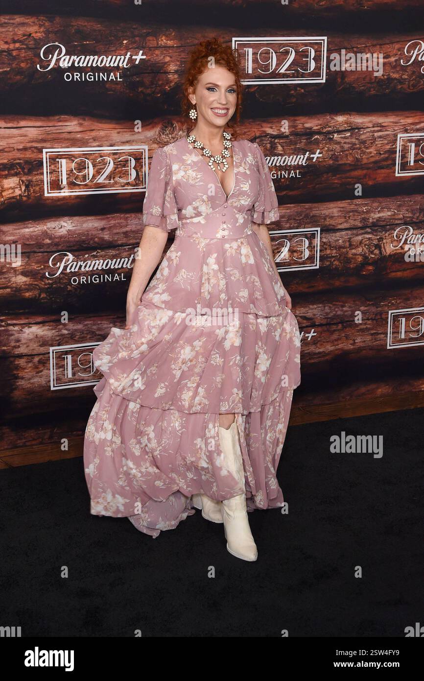 Grace McClung bei der Premiere der 2. Staffel der Paramount Serie 1923 ...