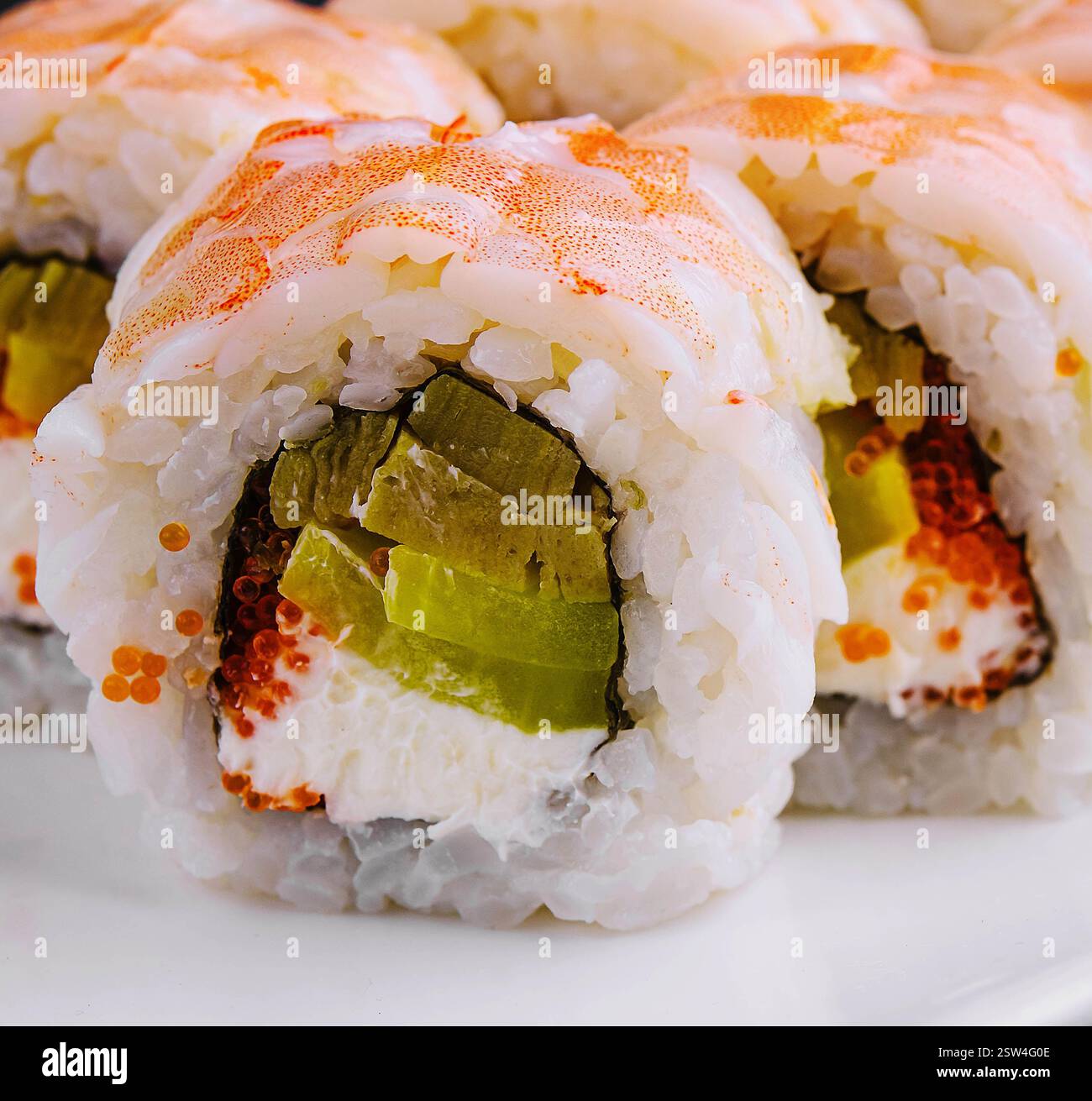 Sushi roll with snow crab and tobiko caviar Stock Photo - Alamy