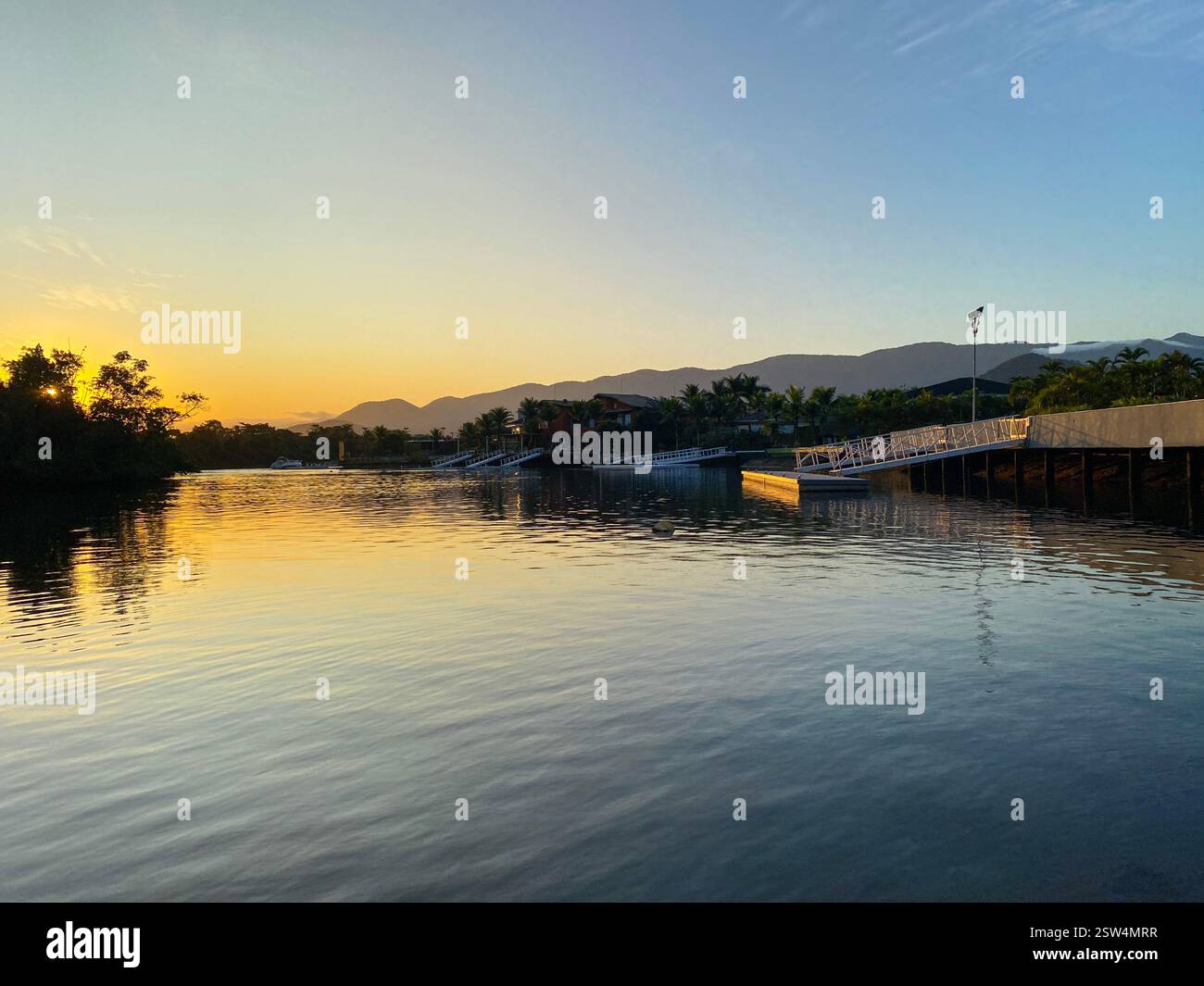Stunning sunset over waters hi-res stock photography and images - Alamy