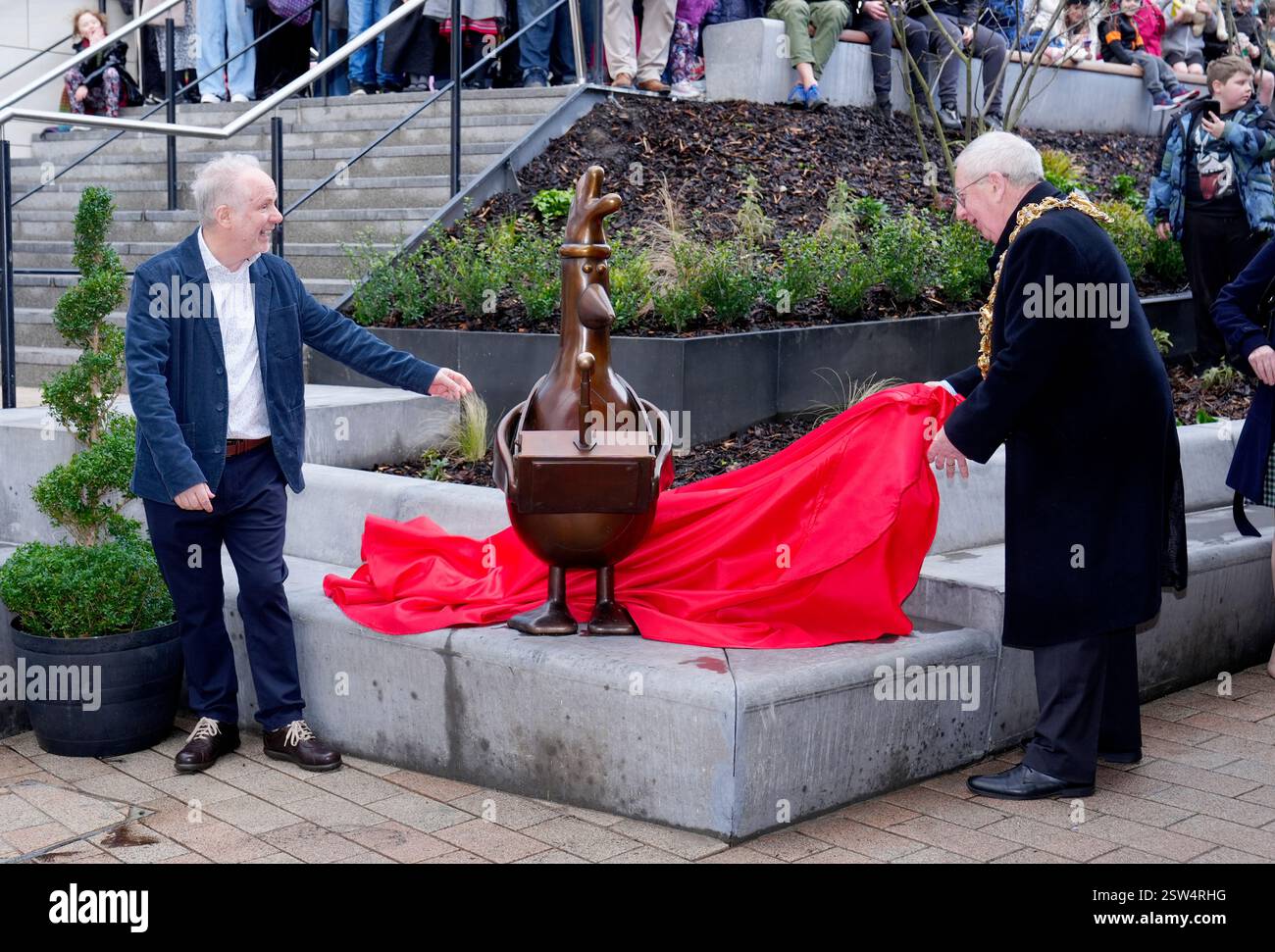 Wallace and Gromit creator Nick Park and the Mayor of Preston ...